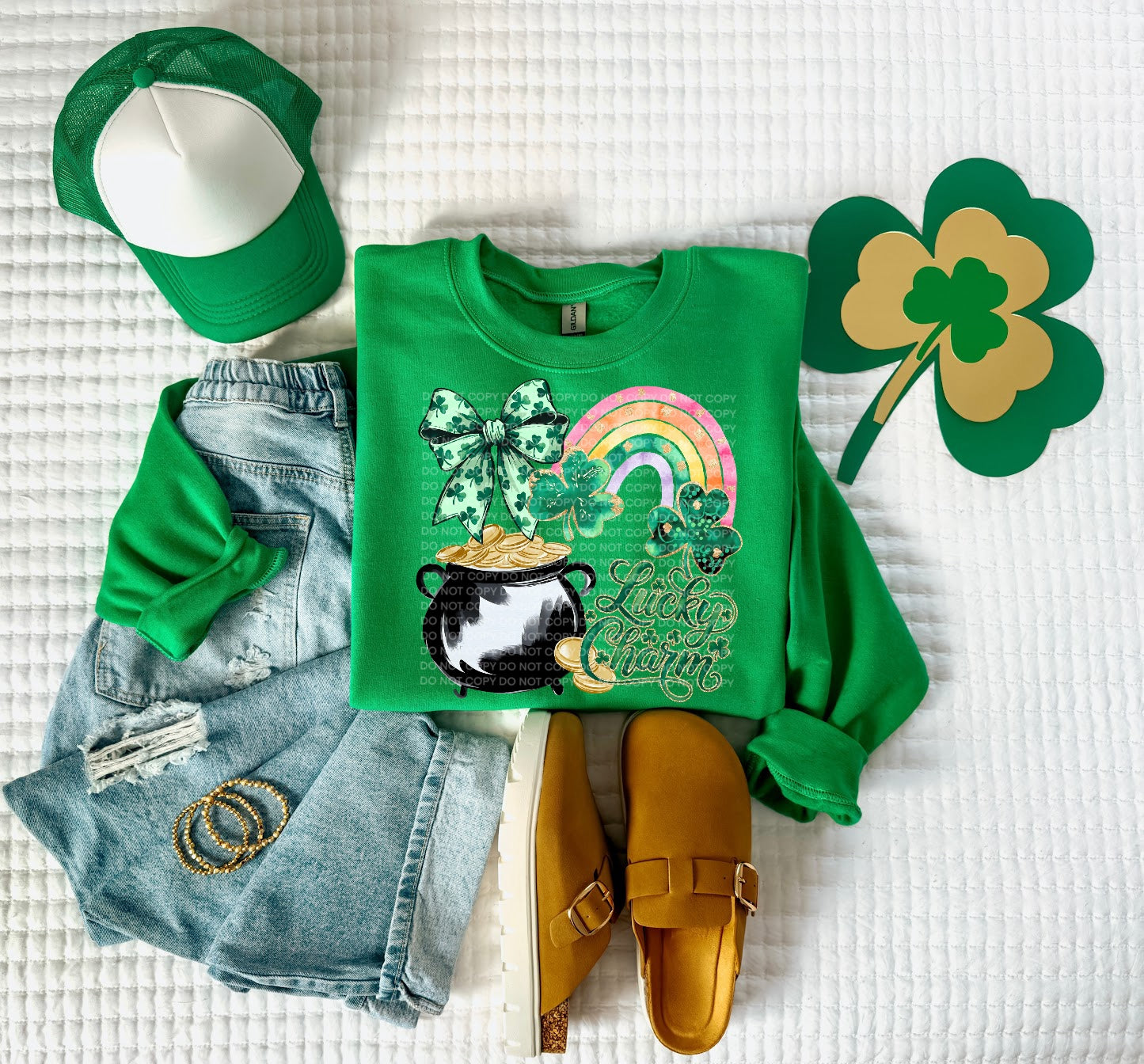 Lucky Charm Shamrock Bow Pot Of Gold With Rainbow Collage TRANSFER SCG ...